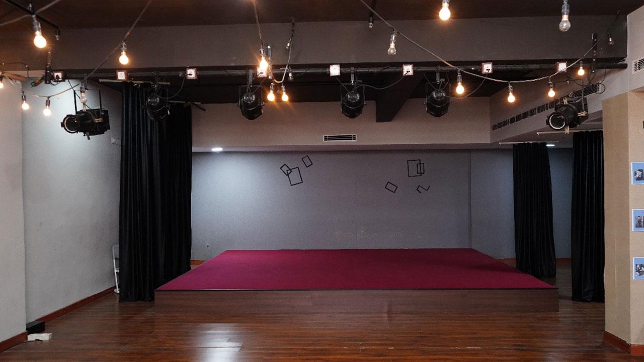 Drama and Theatre Studios for Primary School Children