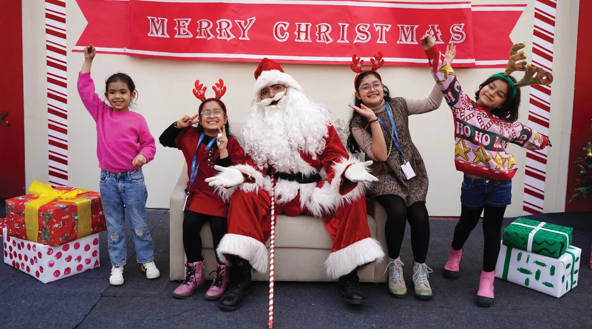 Prometheus School's Festive Extravaganza: Christmas Carnival Magic